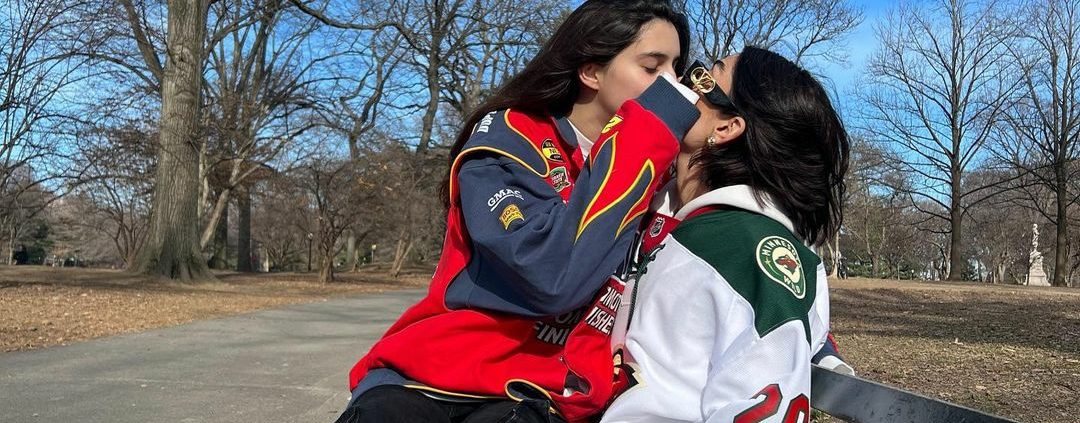 Datos que no sabías sobre Beth Cast - Interrobang